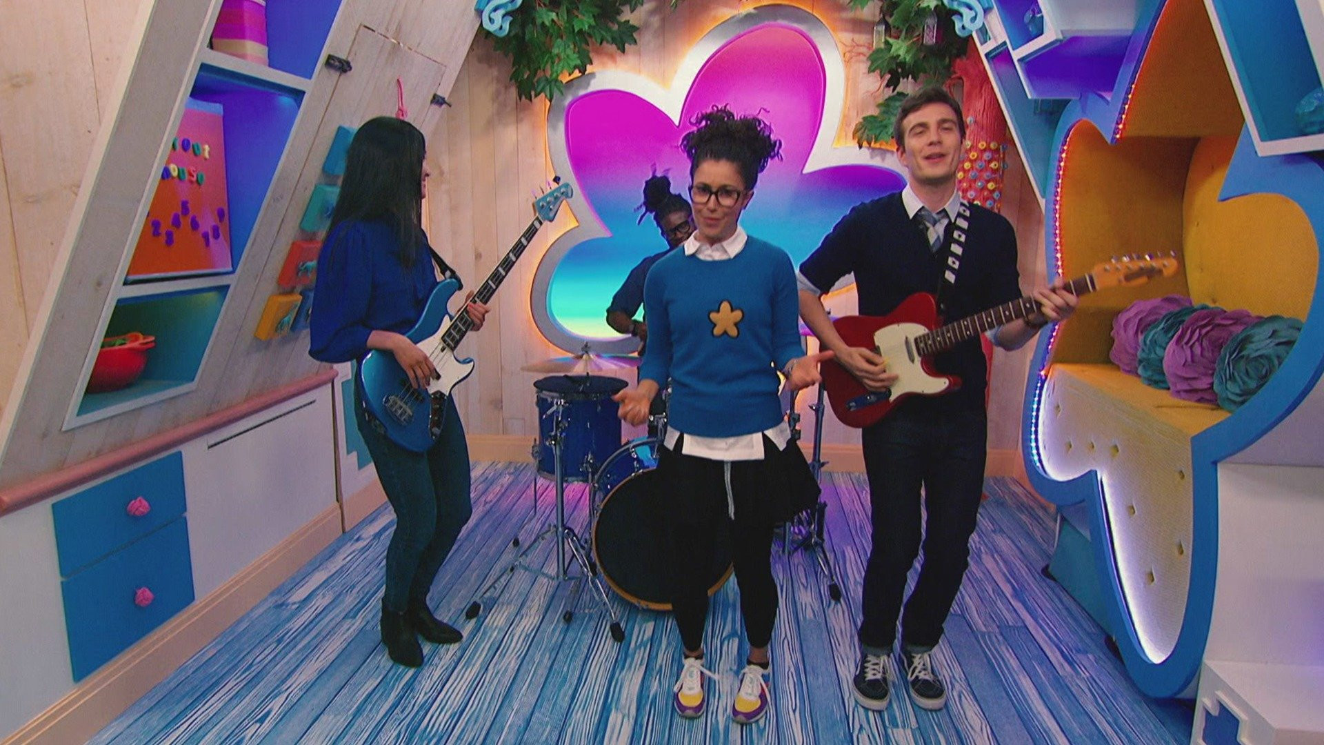 Watch Snug's House Online | Verizon Fios TV