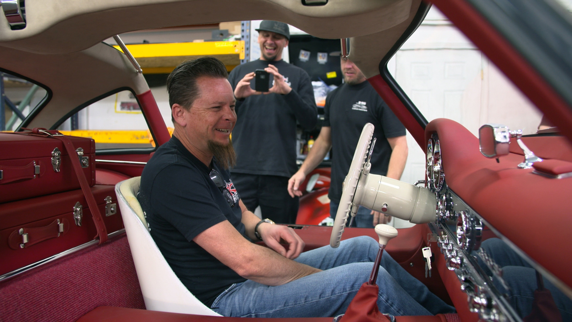 Watch Bitchin' Rides Online | Verizon Fios TV